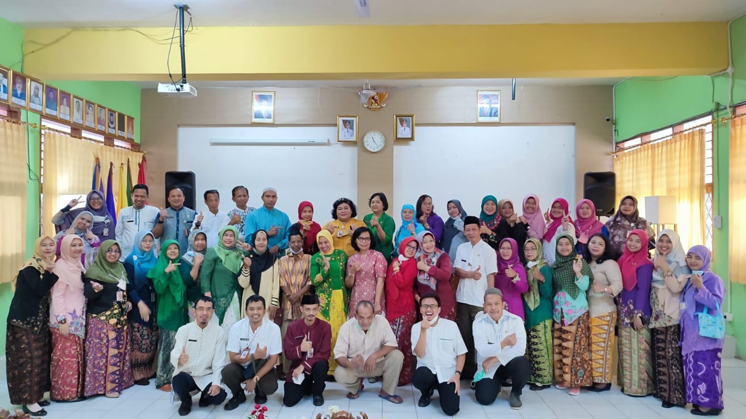 PELEPASAN GURU DAN STAF TU DI SMKN 22 JAKARTA – SMK Negeri 22 Jakarta