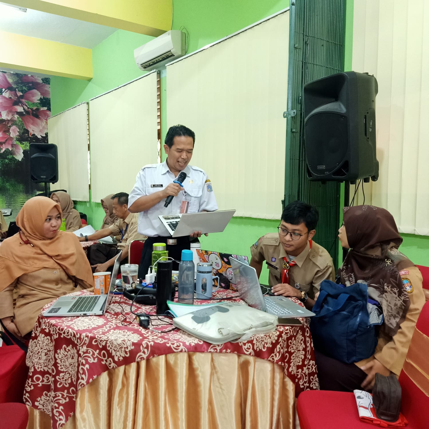 Workshop Perangkat Penilaian Pada Kumer, untuk peningkatan mutu SMKN 22 Jakarta – SMK Negeri 22 ...